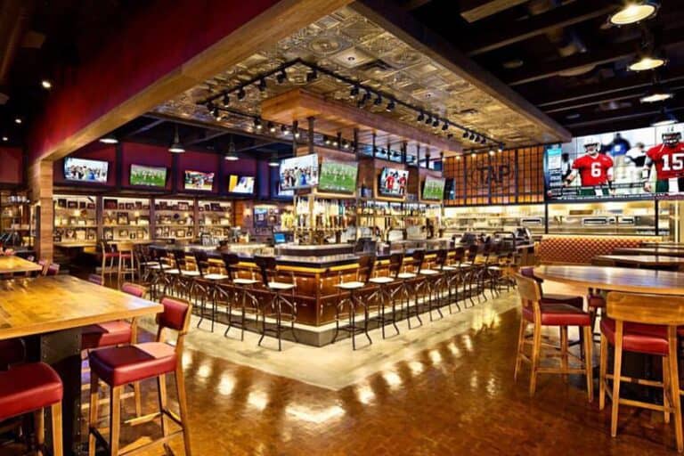 13 Best Sports Bars on Las Vegas Strip (2026 Update)