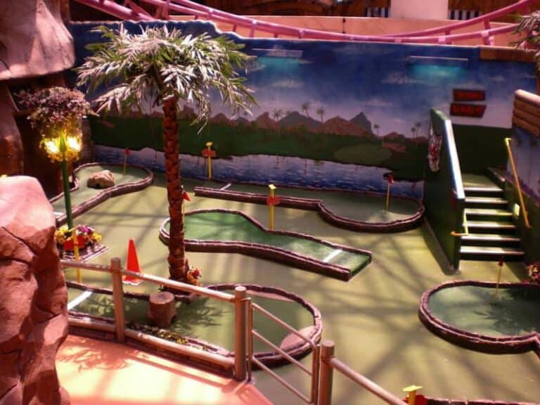 The 5 Best Mini Golf in Las Vegas 2024 - Vegas Always