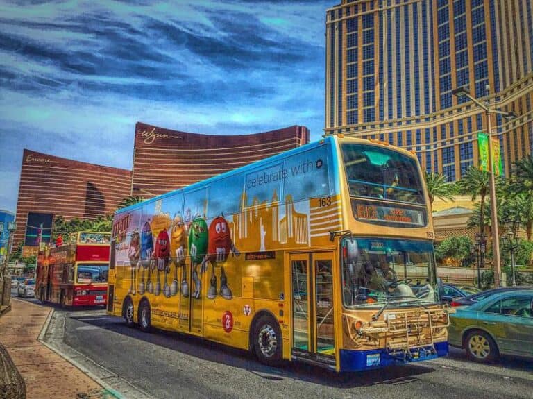 The Deuce Las Vegas: Routes Map, Price, Tickets
