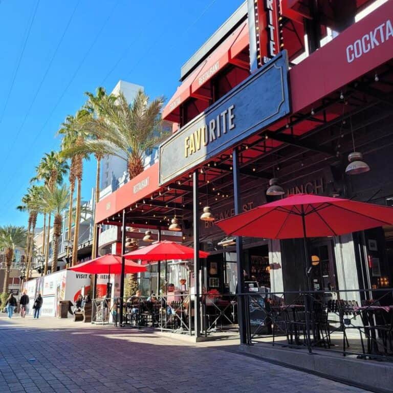 12 Best Restaurants at The LINQ Las Vegas