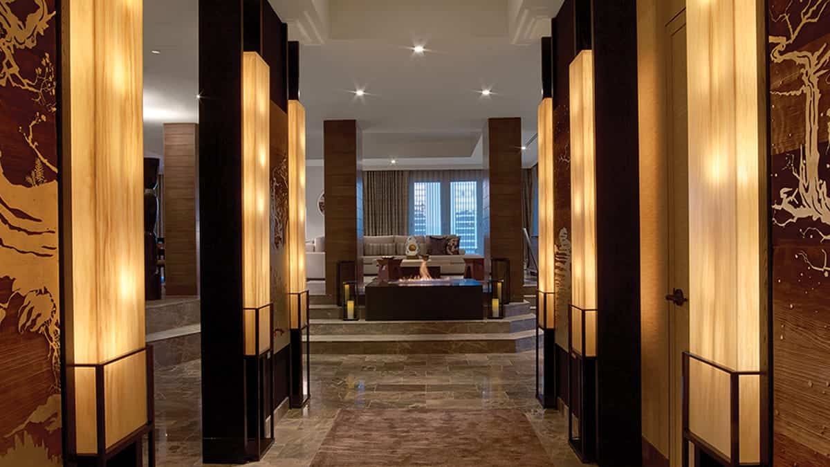 The 6 Towers at Caesars Palace: Which is the Best?