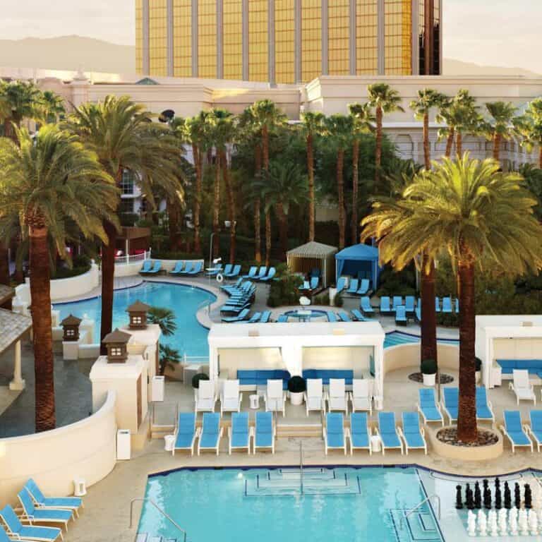 6 Mandalay Bay Pools: Moorea, Wave Pool, Lazy River & More