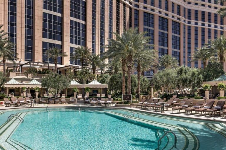 3 Venetian Las Vegas Pools: Hours, Map & What to Do