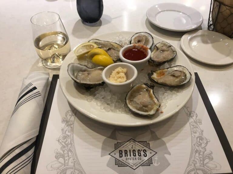 Top 10 Best Oyster Bars in Las Vegas 2026 - Vegas Always