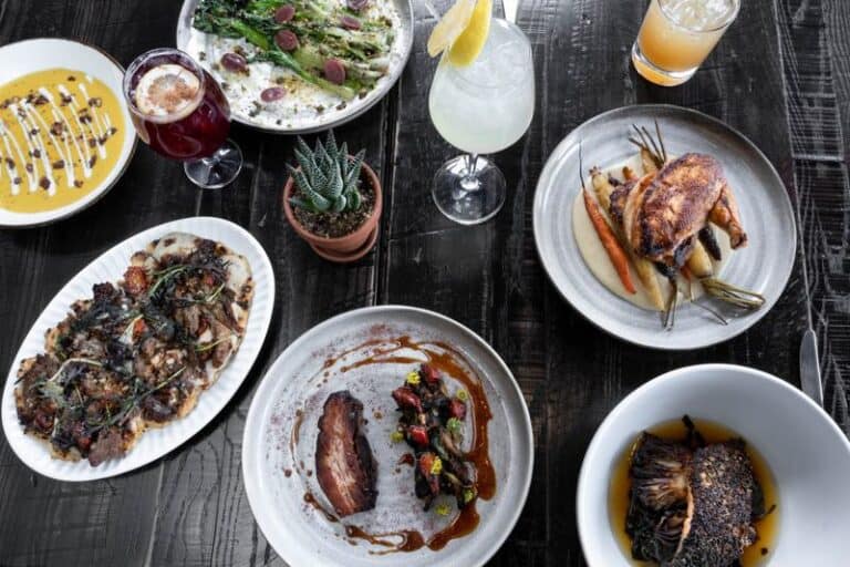 23 Best Fremont Street Restaurants to Visit 2024