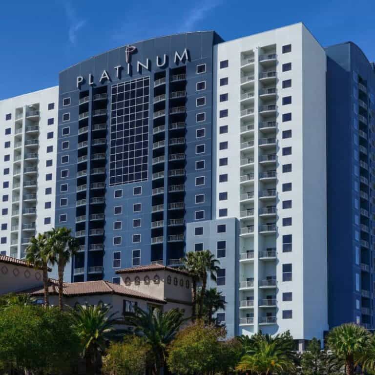 8 Best Las Vegas Hotels with Indoor Pools