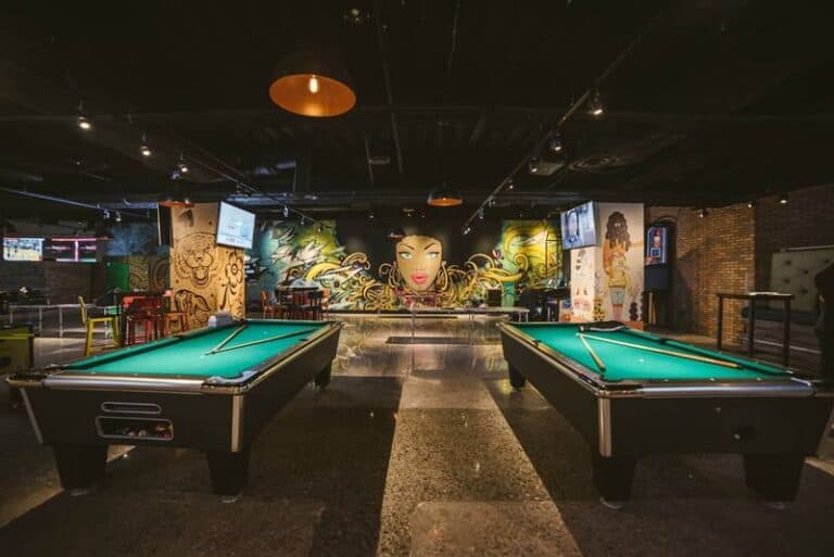 11 Best Las Vegas Pool Halls & Bars With Pool Tables
