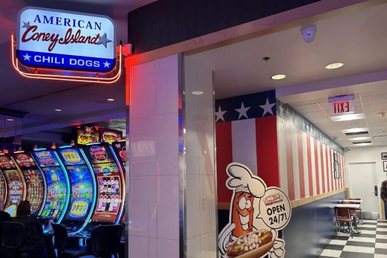 23 Best Fremont Street Restaurants to Visit 2024